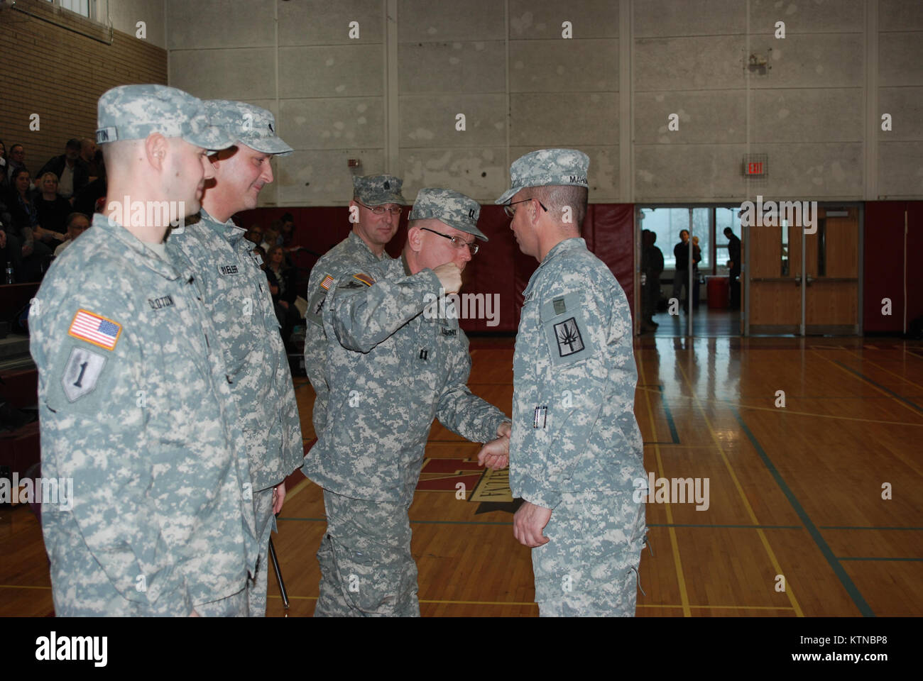 Niskayuna- Soldiers of E Company 427th Brigade Support Command receive ...