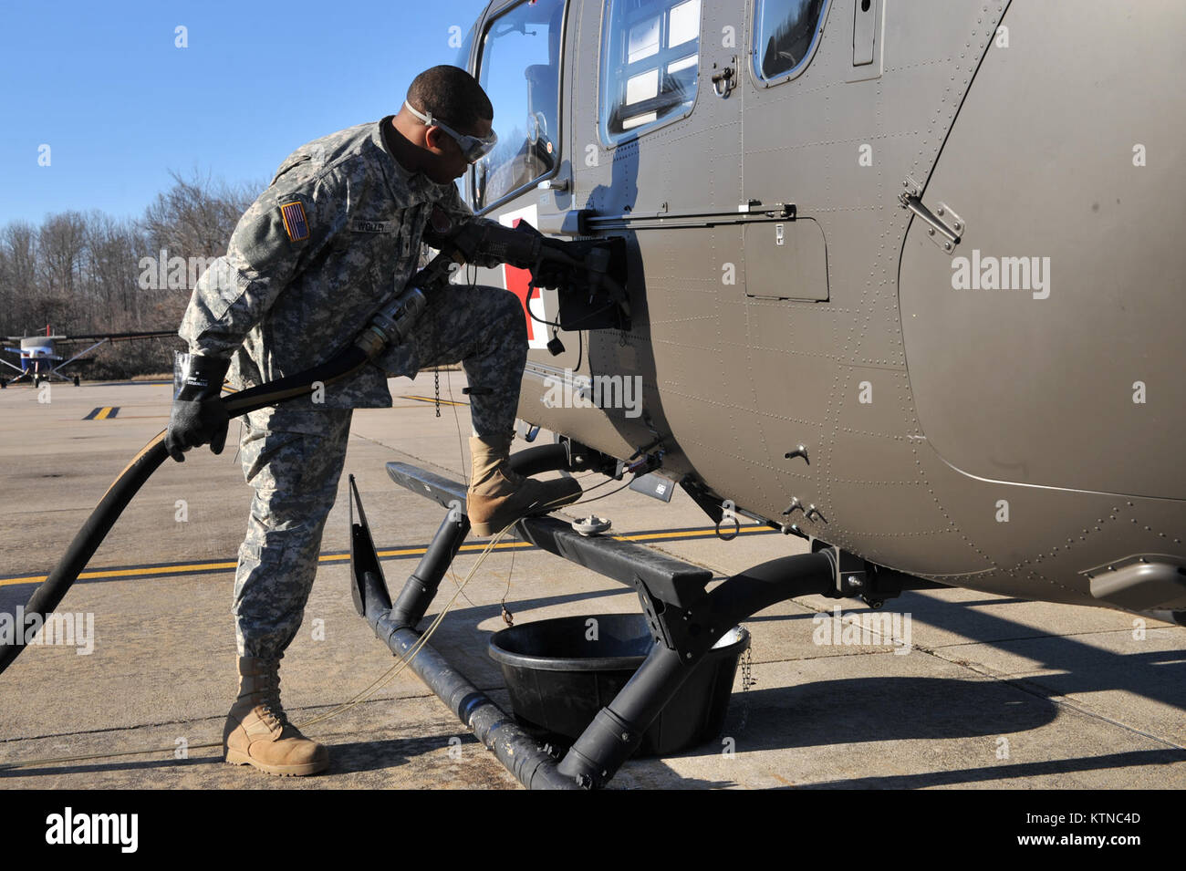 WASHINGTON, D.C. — – Aircraft Refuel Specialist (SPC) Ricky Wolley ...