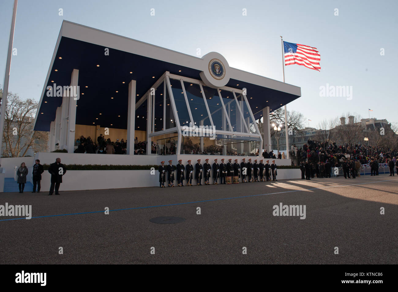 WASHINGTON, D.C. — – The U.S. Army Band waits for President Barack ...