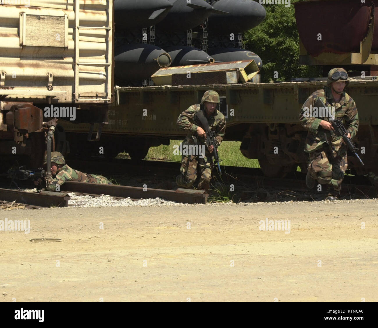 FORT KNOX, KY-- Soldiers from the 1st Battalion 69th Infantry and 1st ...