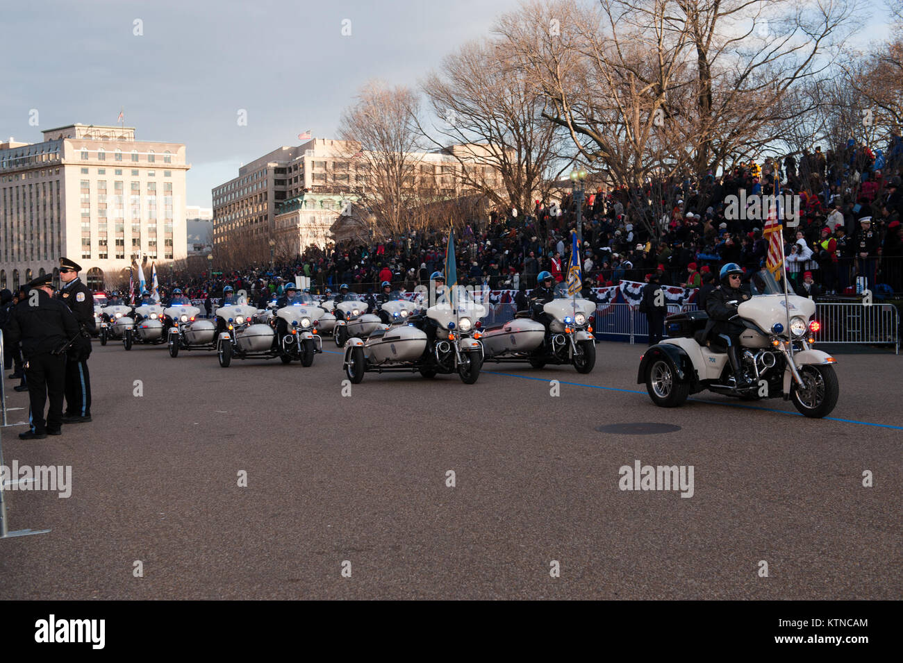 Ceremonial motorcade hi-res stock photography and images - Alamy