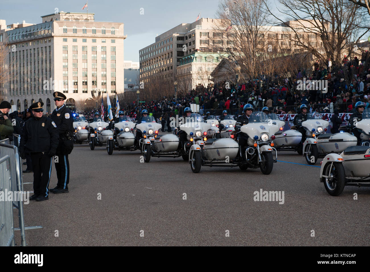 Ceremonial motorcade hi-res stock photography and images - Alamy