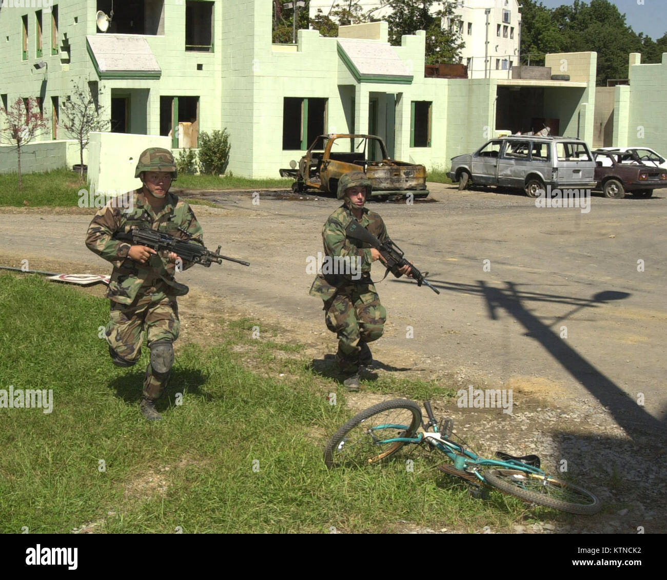 FORT KNOX, KY-- Soldiers from the 1st Battalion 69th Infantry and 1st ...