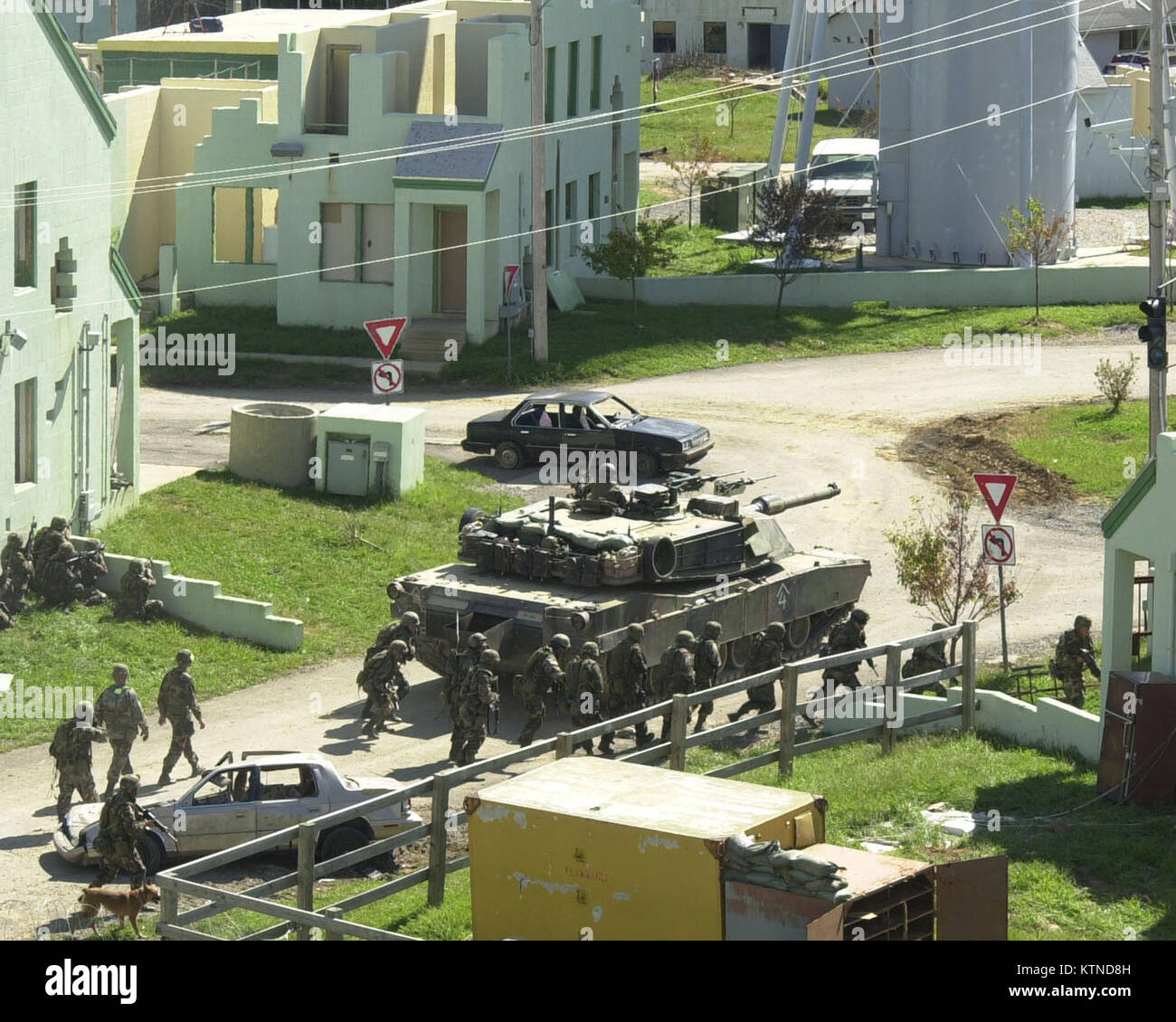 FORT KNOX, KY-- Soldiers from the 1st Battalion 69th Infantry and 1st ...