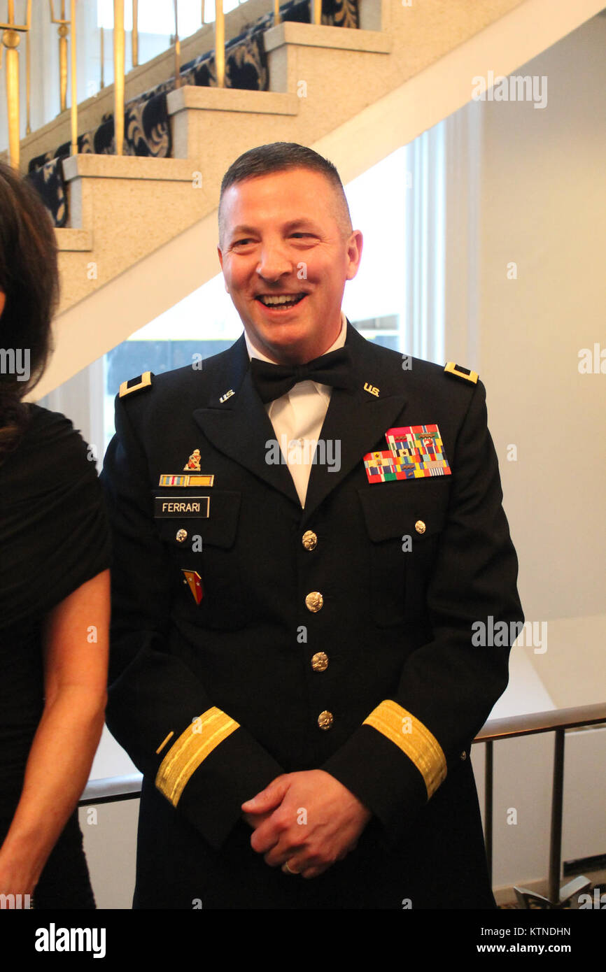 Soldiers of the 42nd Infantry Division honored their incoming and ...