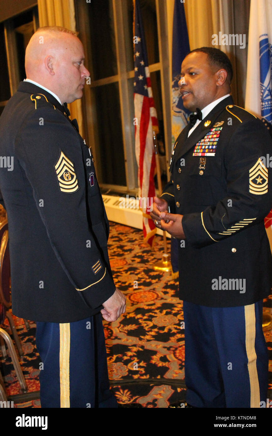 Soldiers of the 42nd Infantry Division honored their incoming and ...