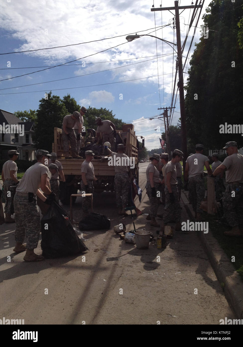 MOHAWK, N.Y. -- New York National Guard Soldiers from Task Force ...
