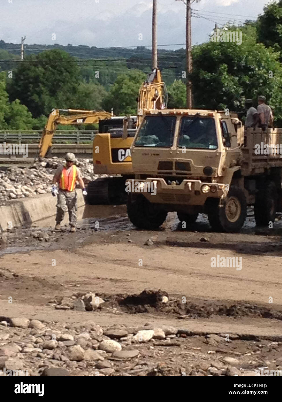 MOHAWK, N.Y. -- New York National Guard Soldiers from Task Force ...
