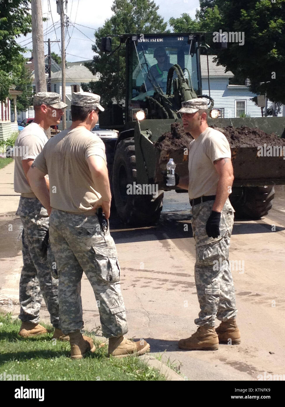 MOHAWK, N.Y. -- New York Army National Guard Soldiers from Task Force ...