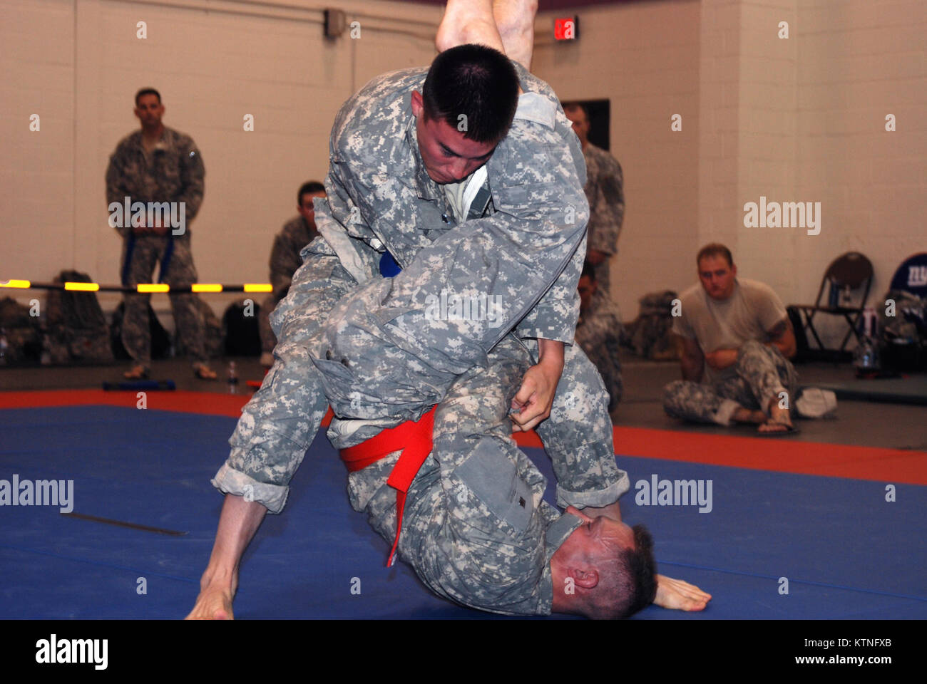 U s army combatives hi-res stock photography and images - Alamy