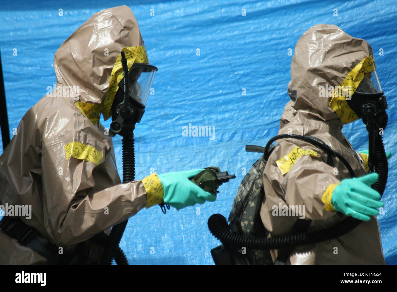 Decontamination incident response team hi-res stock photography and ...