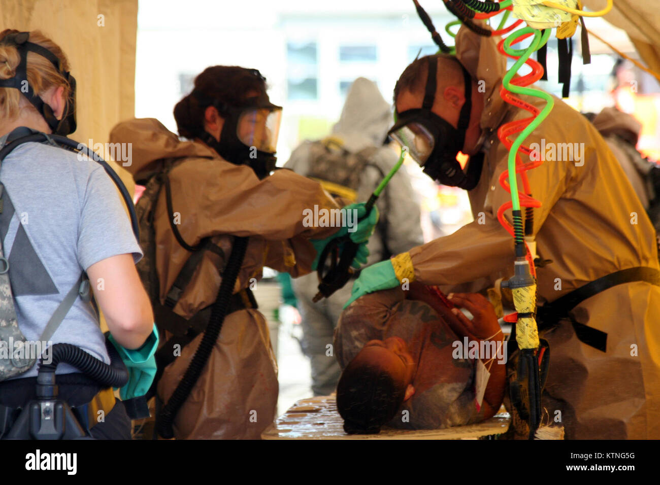 VALHALLA, N.Y.- New York Army National Guard Soldiers from the ...