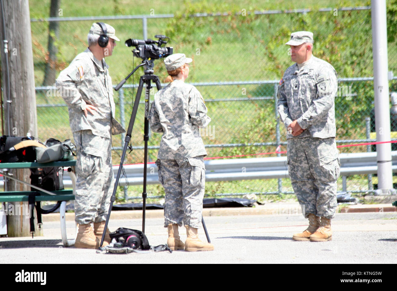 VALHALLA, N.Y.- New York Army National Guard Public Affairs Soldiers ...