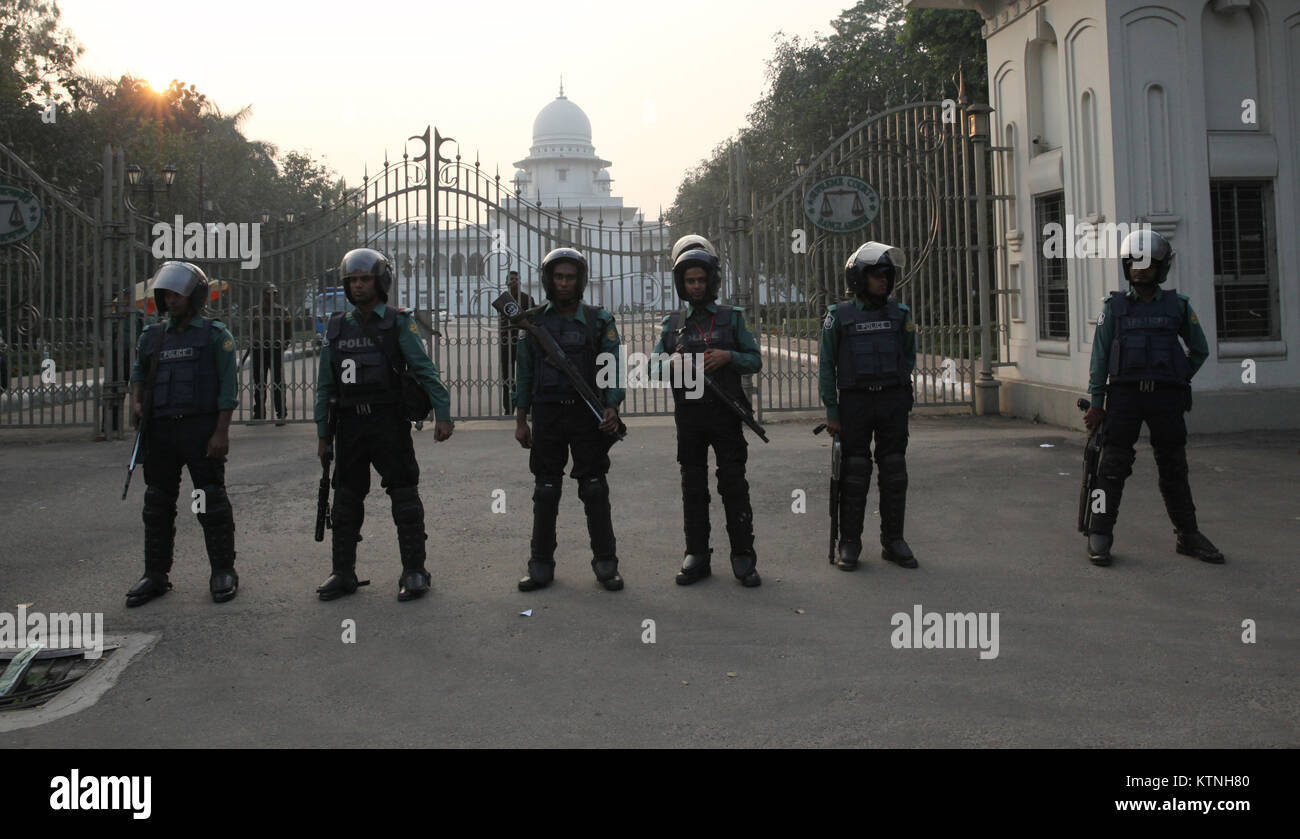 Foreign aid corruption hi-res stock photography and images - Alamy