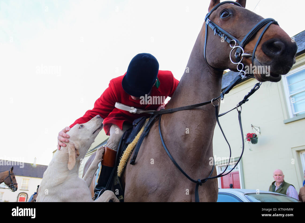Moy, UK. 26th Dec, 2017. The South Tyrone Fox Hounds annual Boxing day ...