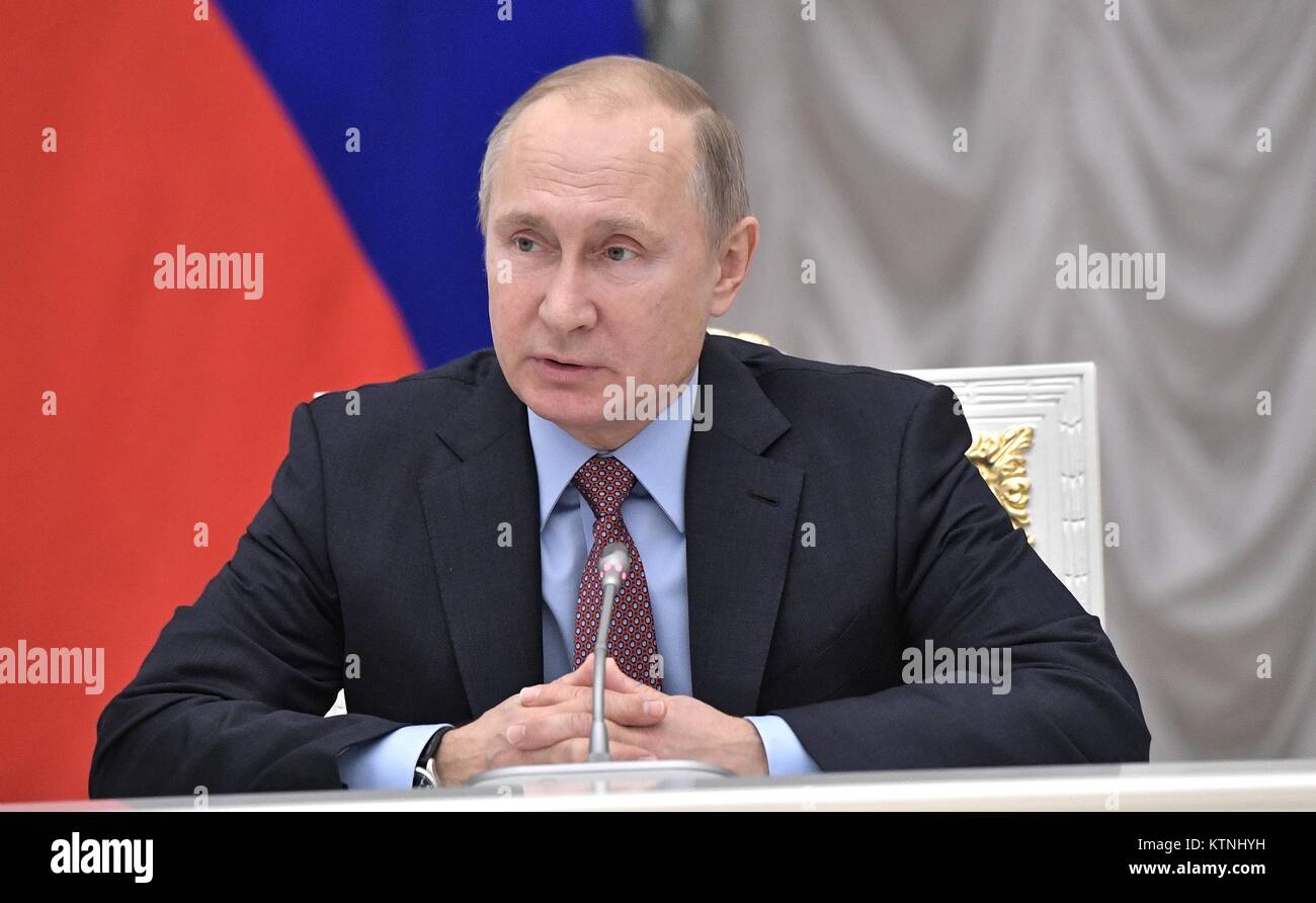 Russian duma legislators hi-res stock photography and images - Alamy