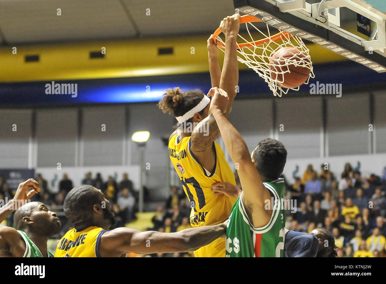 Deron Washington (Fiat Auxilium Torino) during the EUROCUP 2017/18 ...