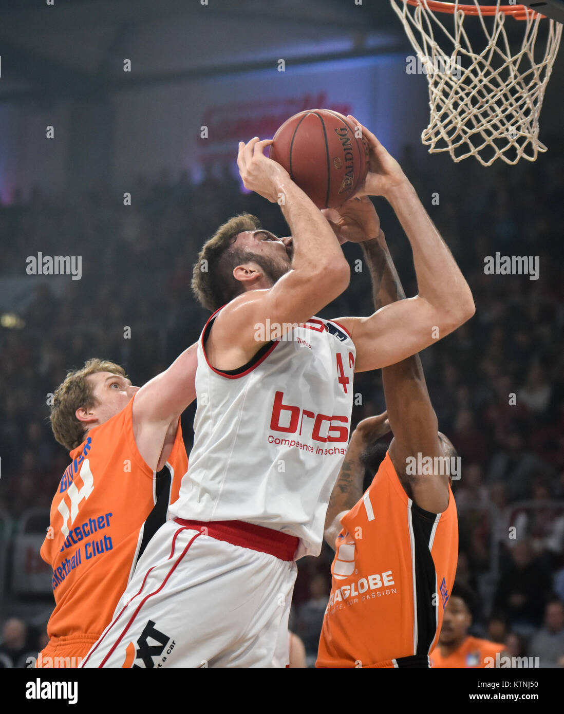 Deutschland, Bamberg, Brose Arena, 26.12.2017, Basketball - BBL - Brose ...