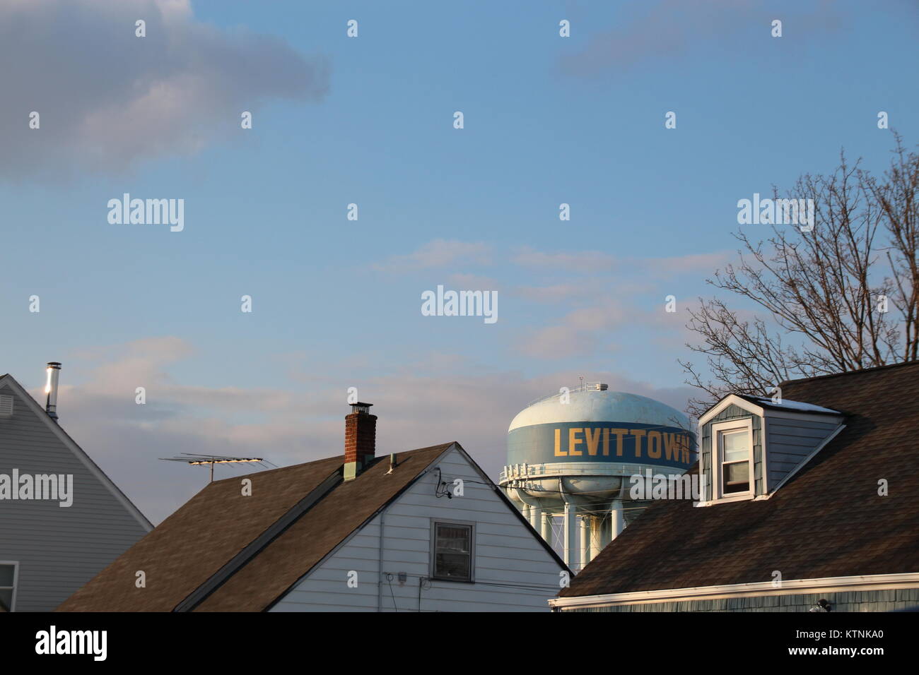 Levittown hi-res stock photography and images - Alamy