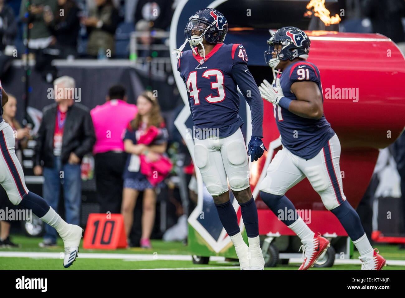 Houston, TX, USA. 25th Dec, 2017. Houston Texans strong safety Corey ...