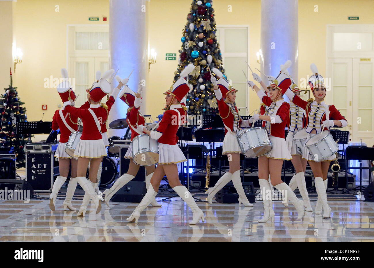 Drum Majorettes High Resolution Stock Photography and Images - Alamy