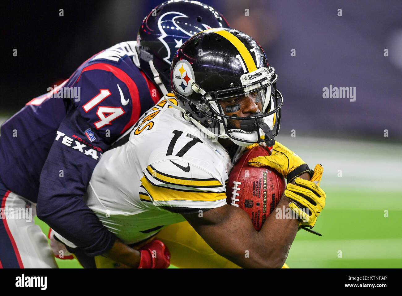 Houston, TX, USA. 25th Dec, 2017. Pittsburgh Steelers wide receiver Eli ...