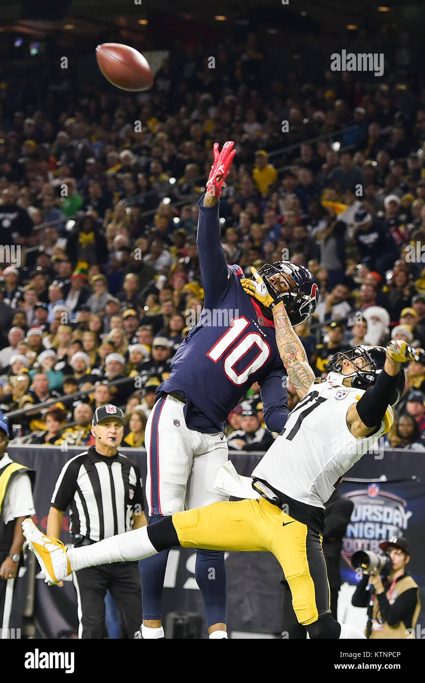 Houston, TX, USA. 25th Dec, 2017. Houston Texans wide receiver DeAndre ...