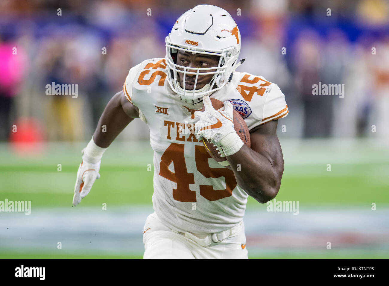 Missouri football stadium tigers hi-res stock photography and images ...
