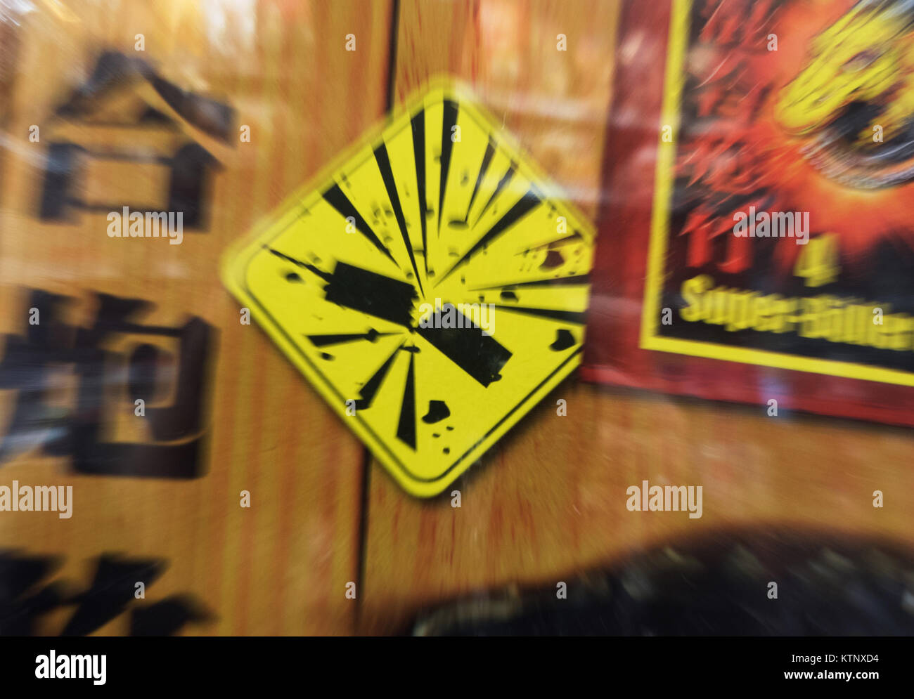 Fireworks warning sign hi-res stock photography and images - Alamy