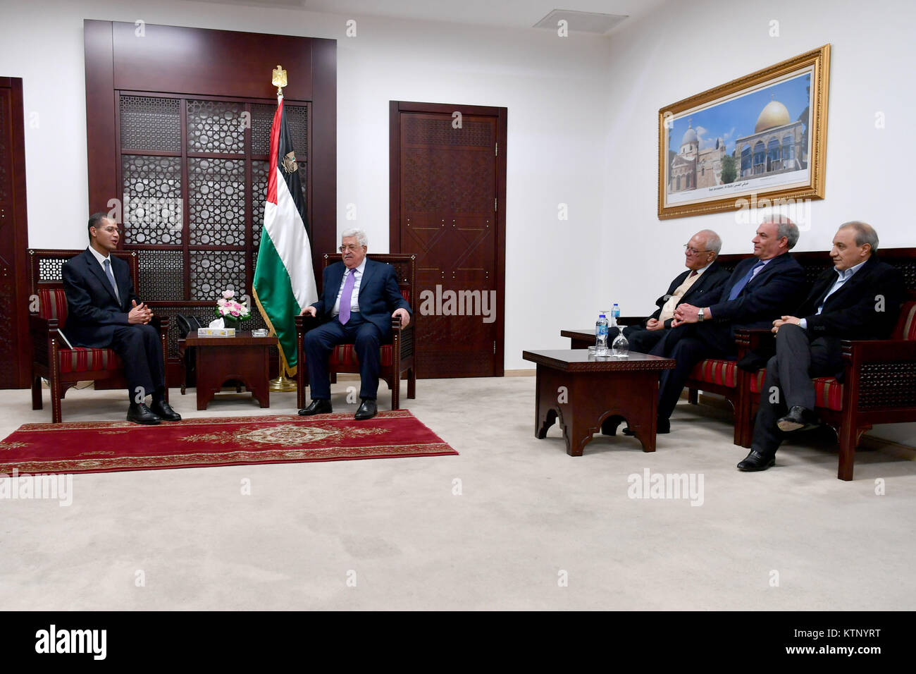 Ramallah, West Bank, Palestinian Territory. 28th Dec, 2017. Palestinian ...