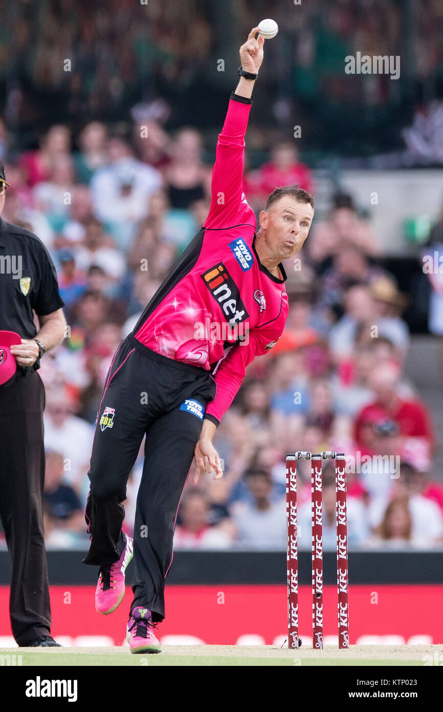 Sydney, Australia. 28th Dec, 2017. Sydney Sixers player Johan Botha ...