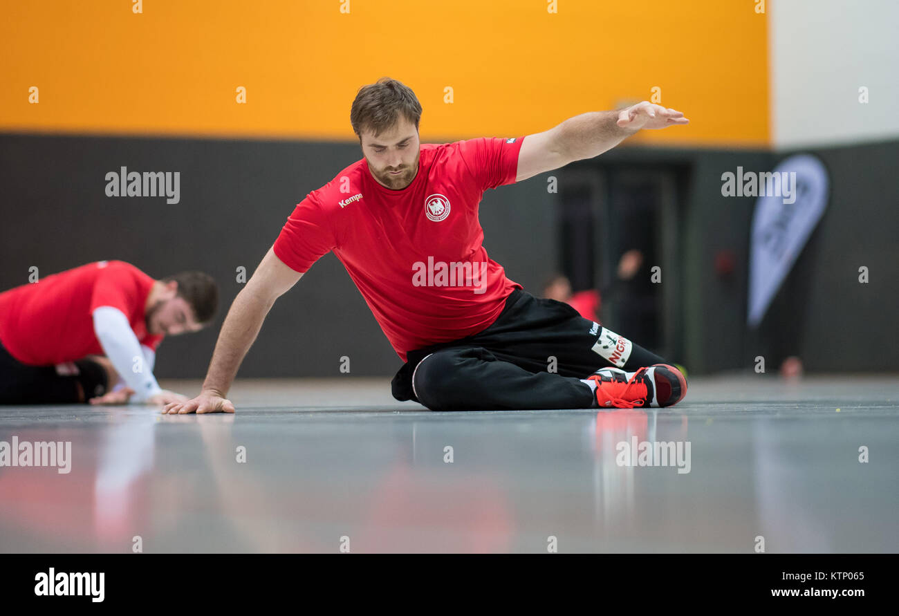 Kamen, Germany. 28th Dec, 2017. German national handball goalkeeper ...