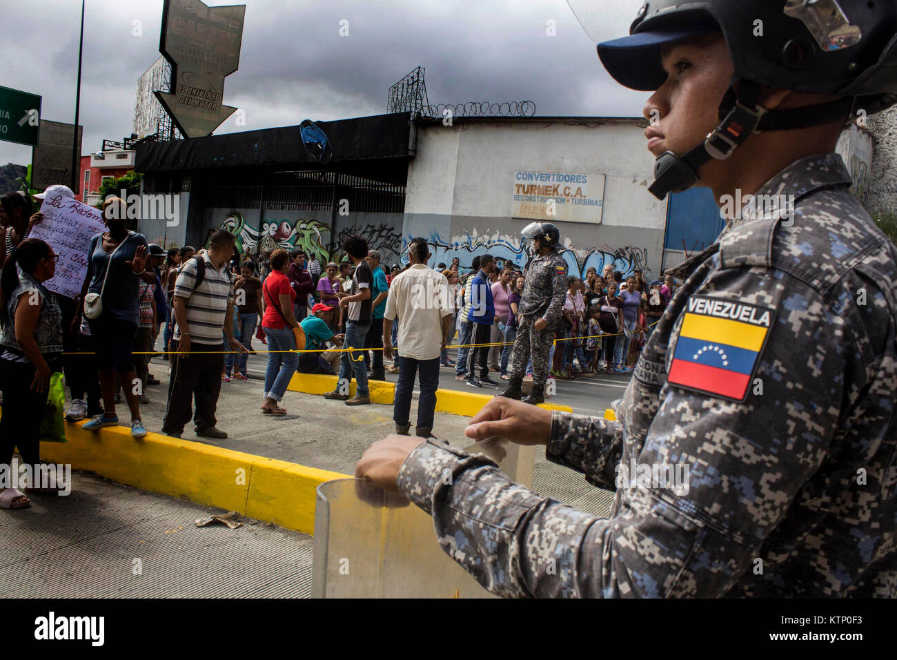 Venezuela food shortage hi-res stock photography and images - Alamy