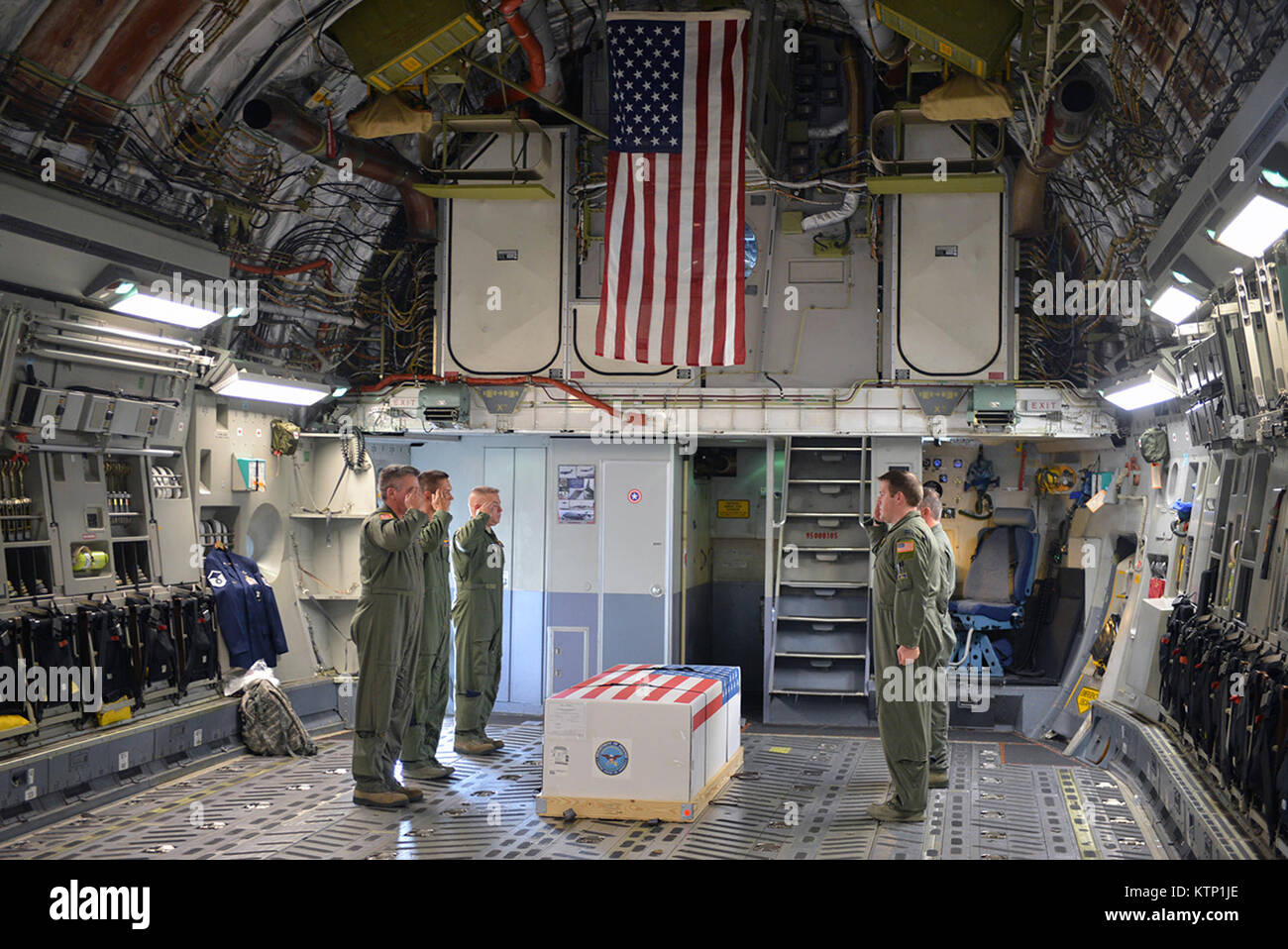 STEWART AIR NATIONAL GUARD BASE, NEWBURGH, NY - The crew of a New York ...