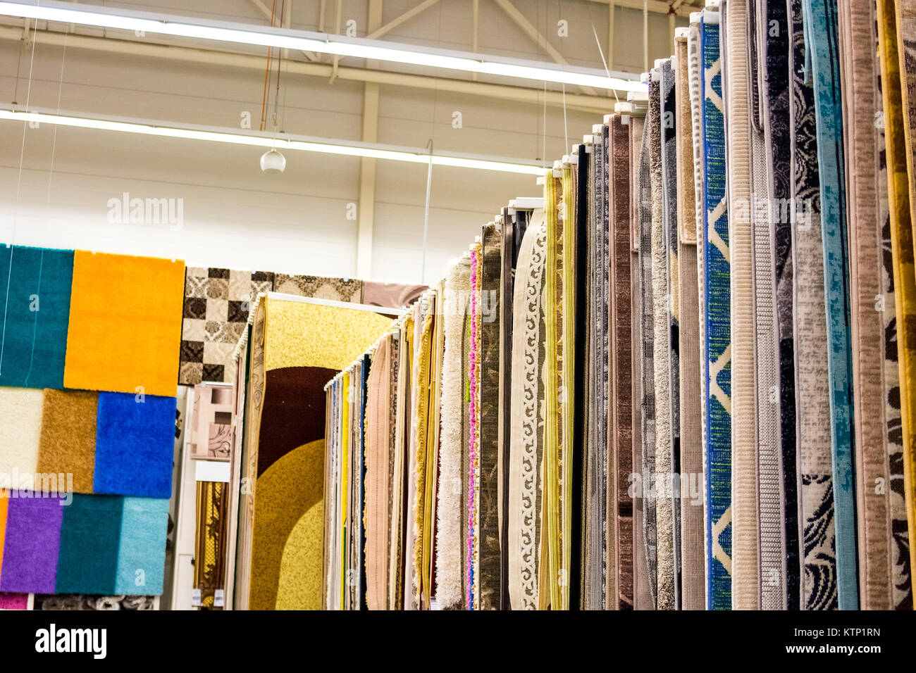 Persian carpet roll hi-res stock photography and images - Alamy