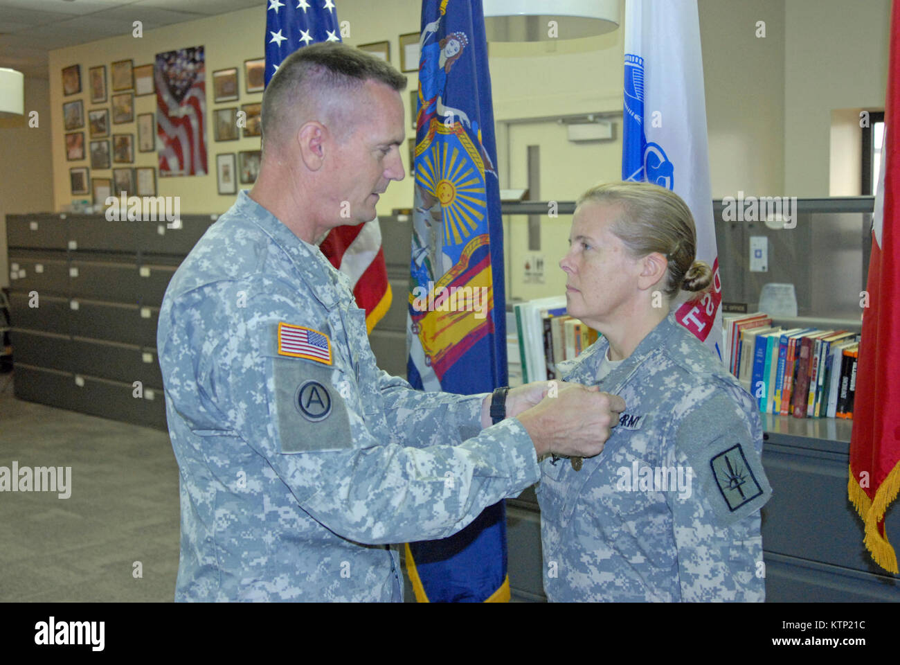 U.S. Army National Guard personnel daily duties and life. Working ...
