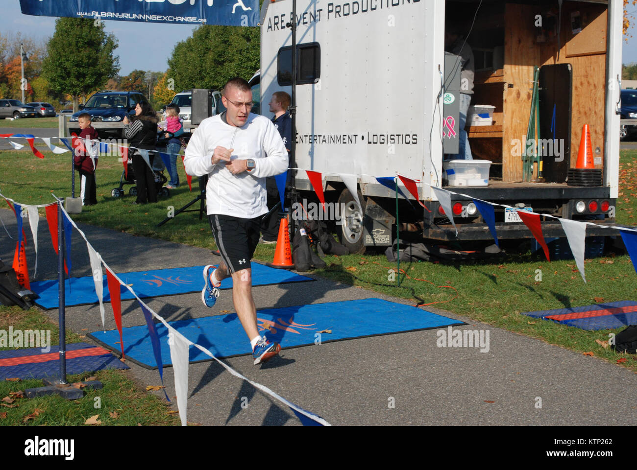 U.S. Army National Guard personnel daily duties and life. Working ...