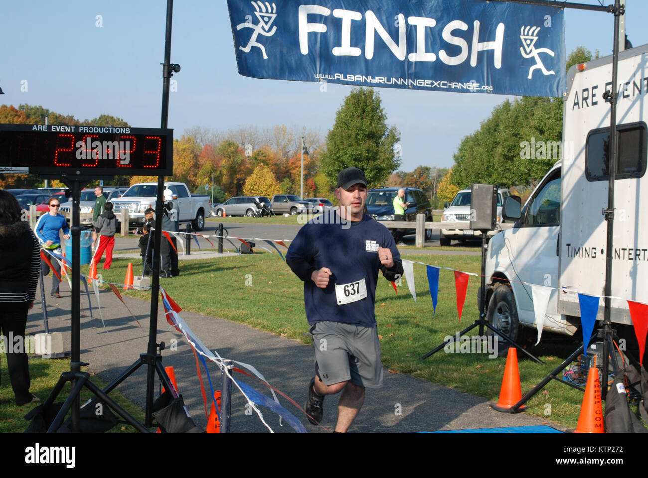 U.S. Army National Guard personnel daily duties and life. Working ...