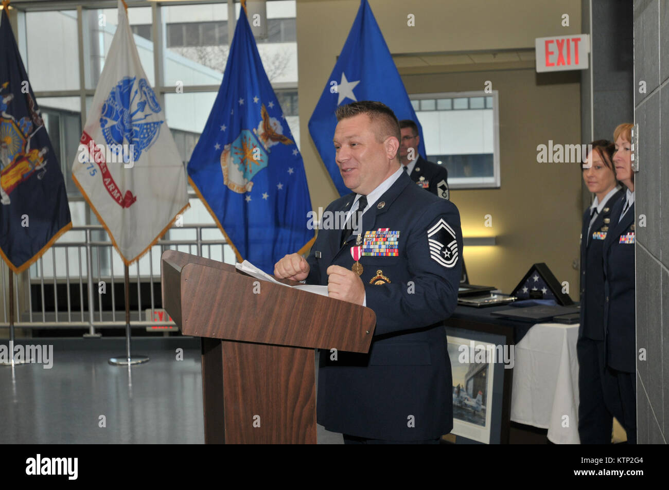 Retired air force senior sgt hi-res stock photography and images - Alamy