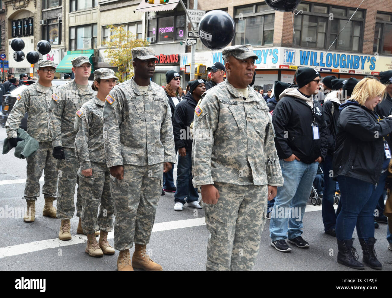 NY Army National Guard Recruiters from Recruiting and Retention Command ...