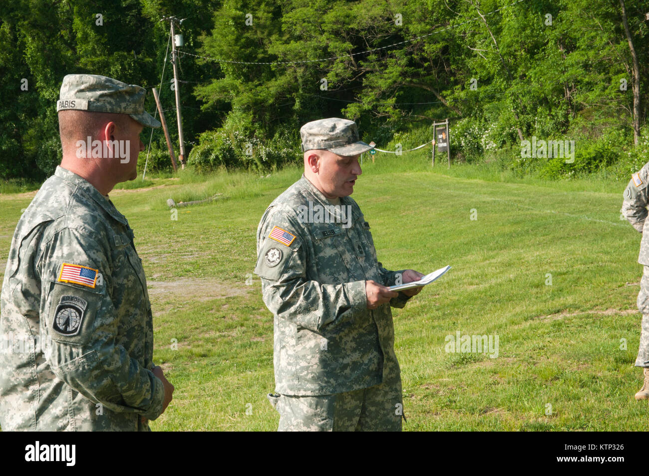 U.S. Army National Guard personnel daily duties and life. Working ...