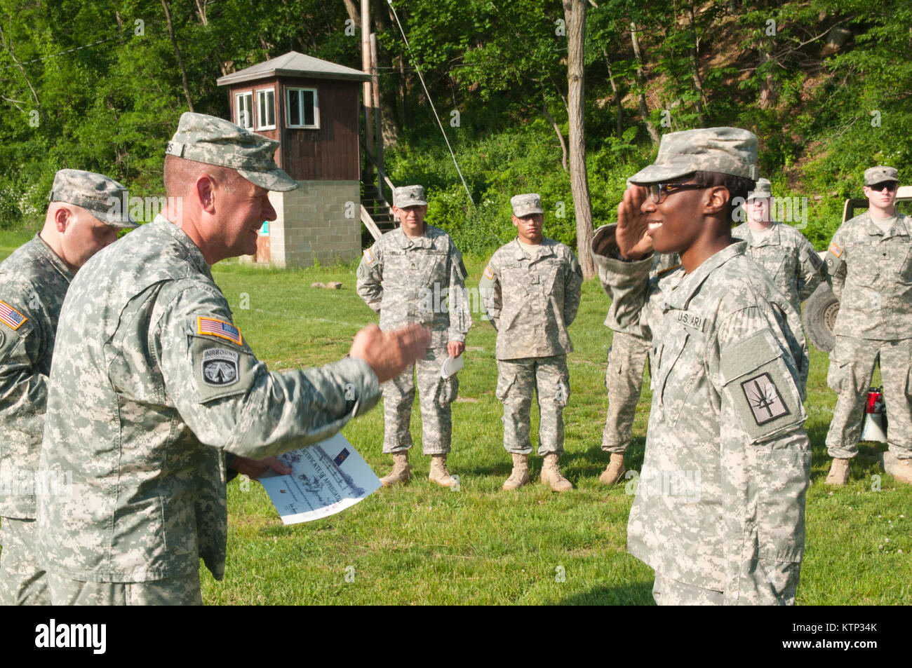 U.S. Army National Guard personnel daily duties and life. Working ...