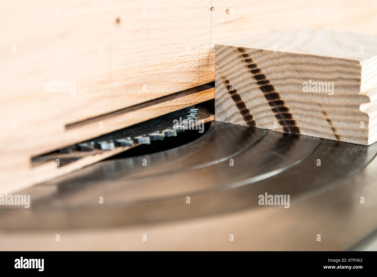 Closeup image disc saw device woodworking equipment Stock Photo - Alamy