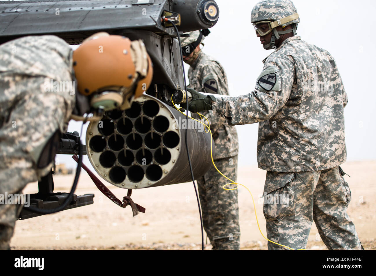 2 75 inch rockets hi-res stock photography and images - Alamy