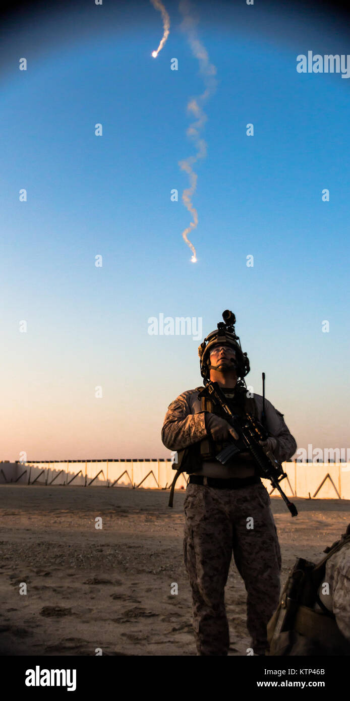 42nd expeditionary combat aviation brigade hi-res stock photography and ...