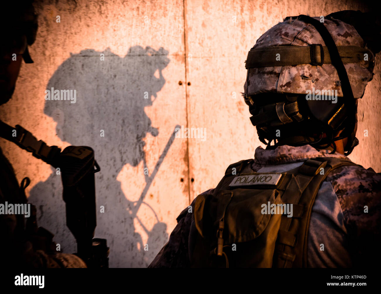 42nd expeditionary combat aviation brigade hi-res stock photography and ...