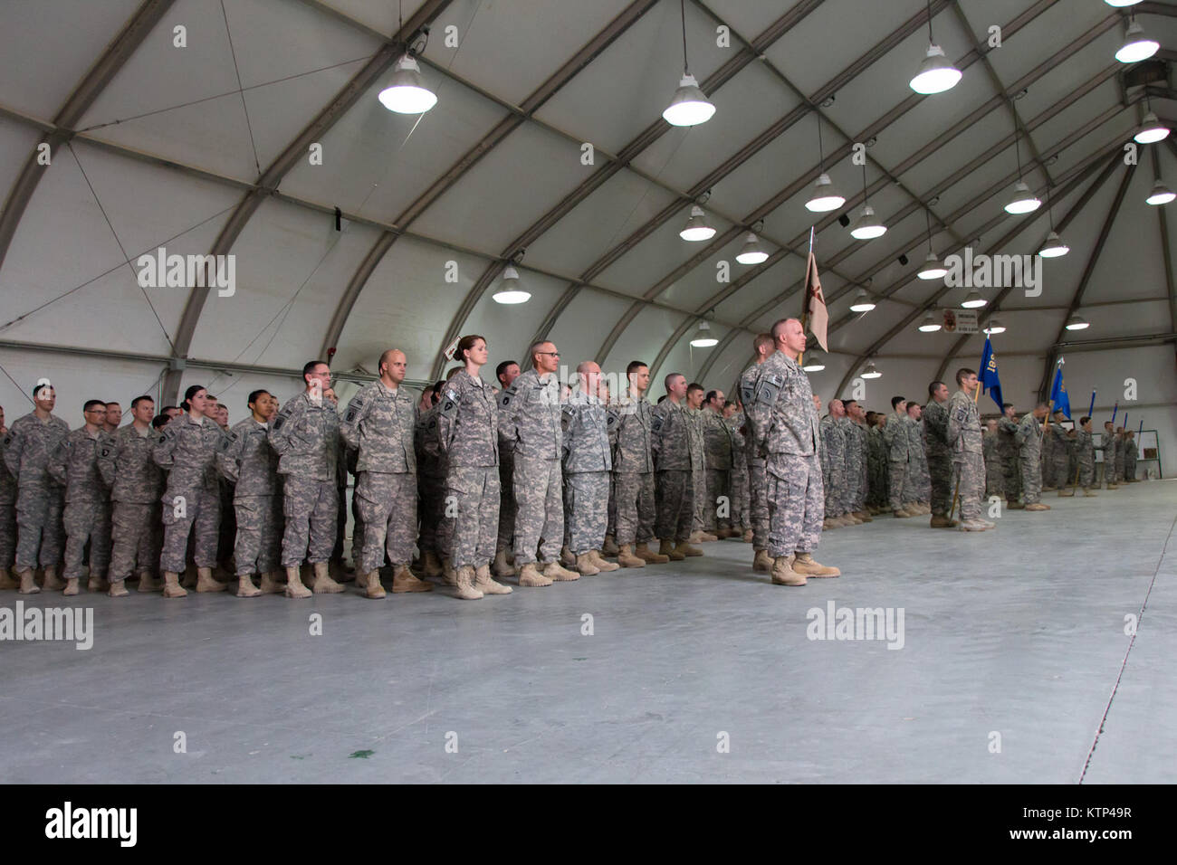 Soldiers from the 1st Battalion, 189th General Support Aviation ...