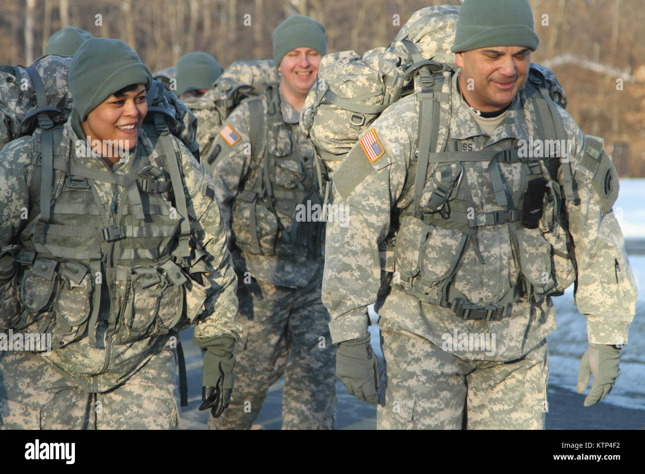 Soldiers of the 42nd Infantry Division Headquarters Support Company ...