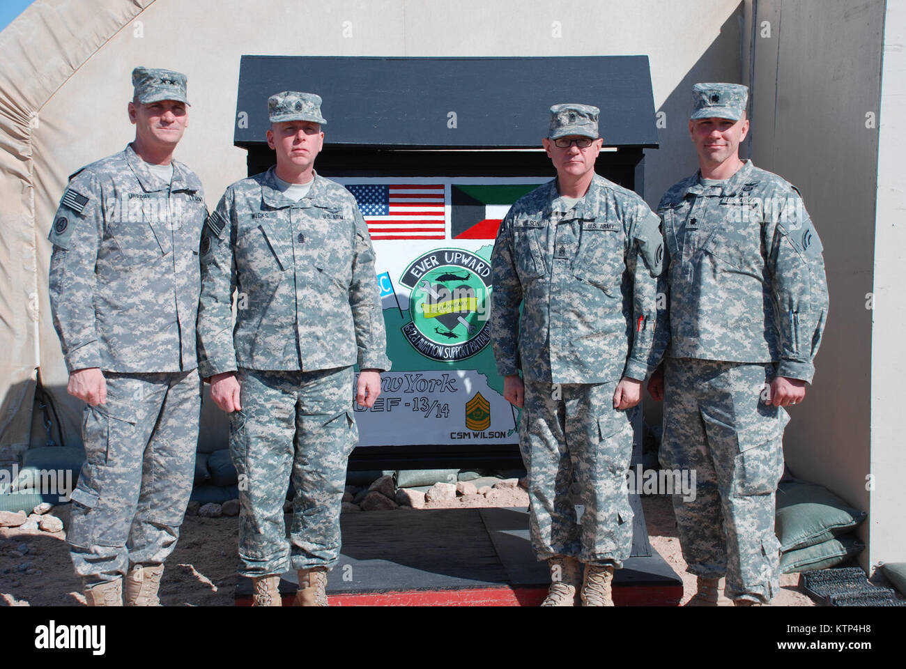 Sgt major frank wicks hi-res stock photography and images - Alamy