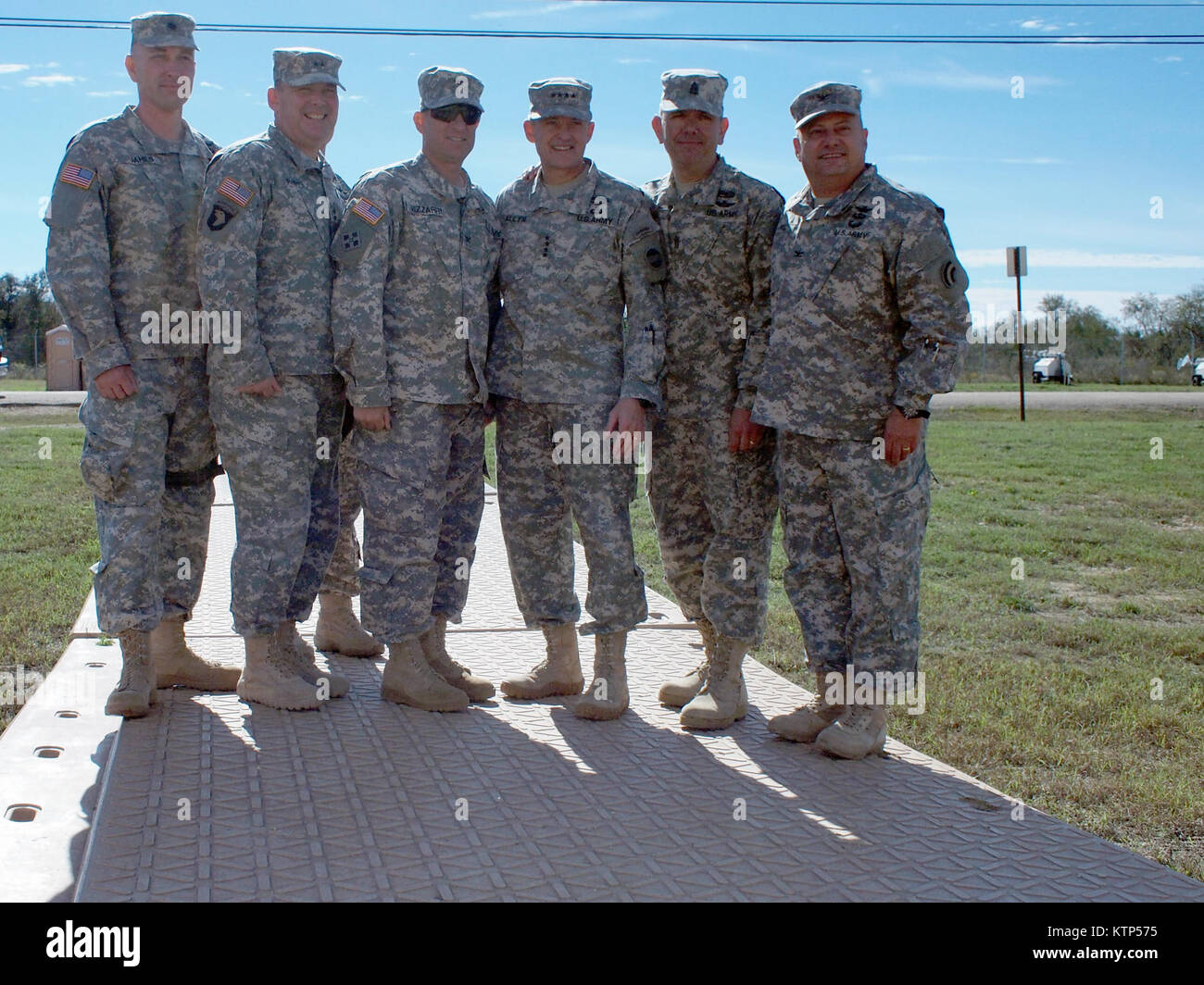 Commanders of 42nd CAB and 642 ASB Pose for a photo with FORSCOM ...